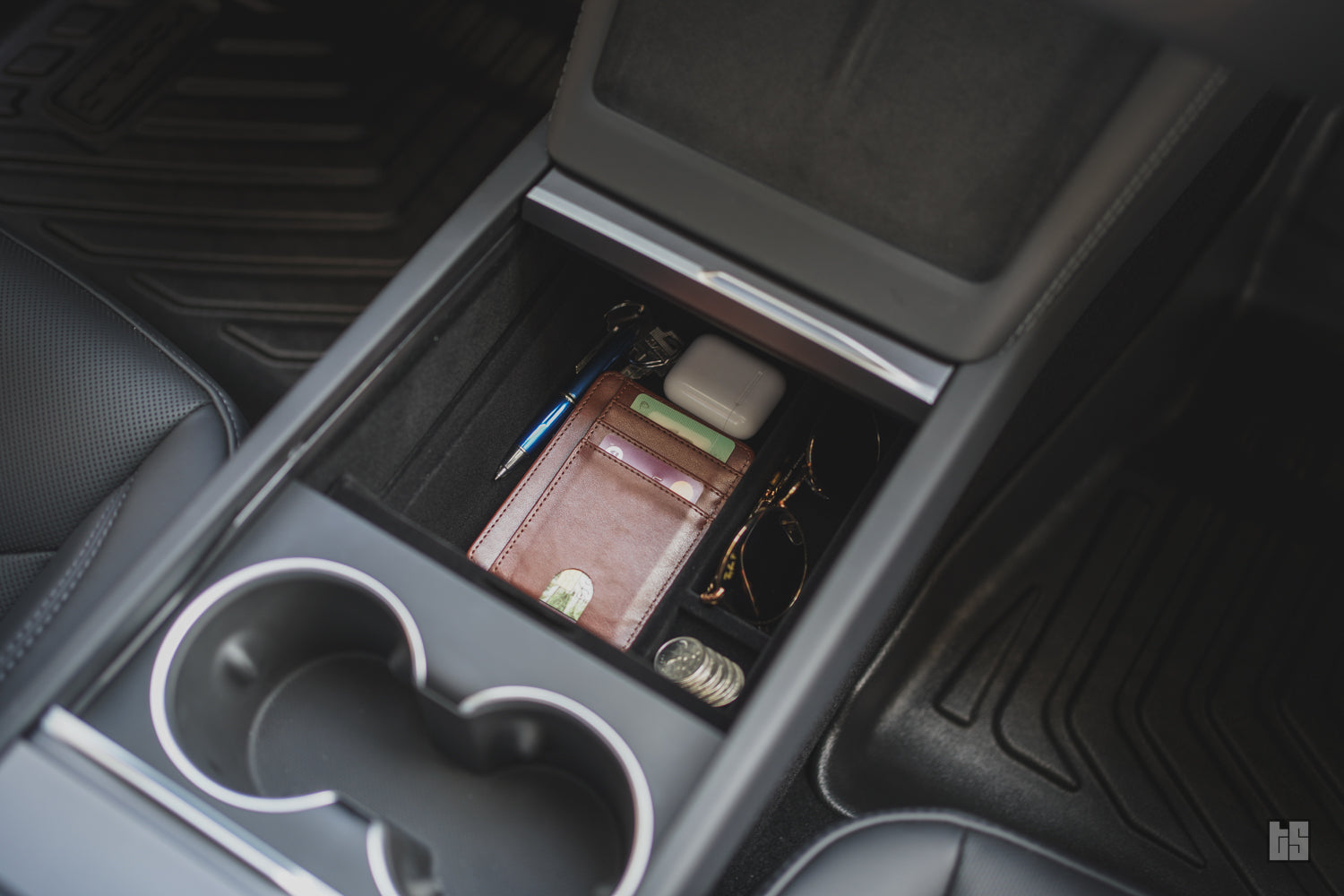 Model Y Center Console Organizer (2025+) – The LAB Canada