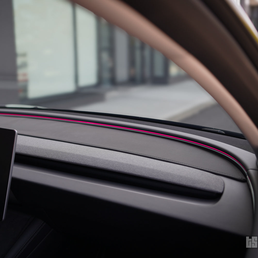 Model Y Anti-Glare Dash Mat (2025+) – The LAB Canada